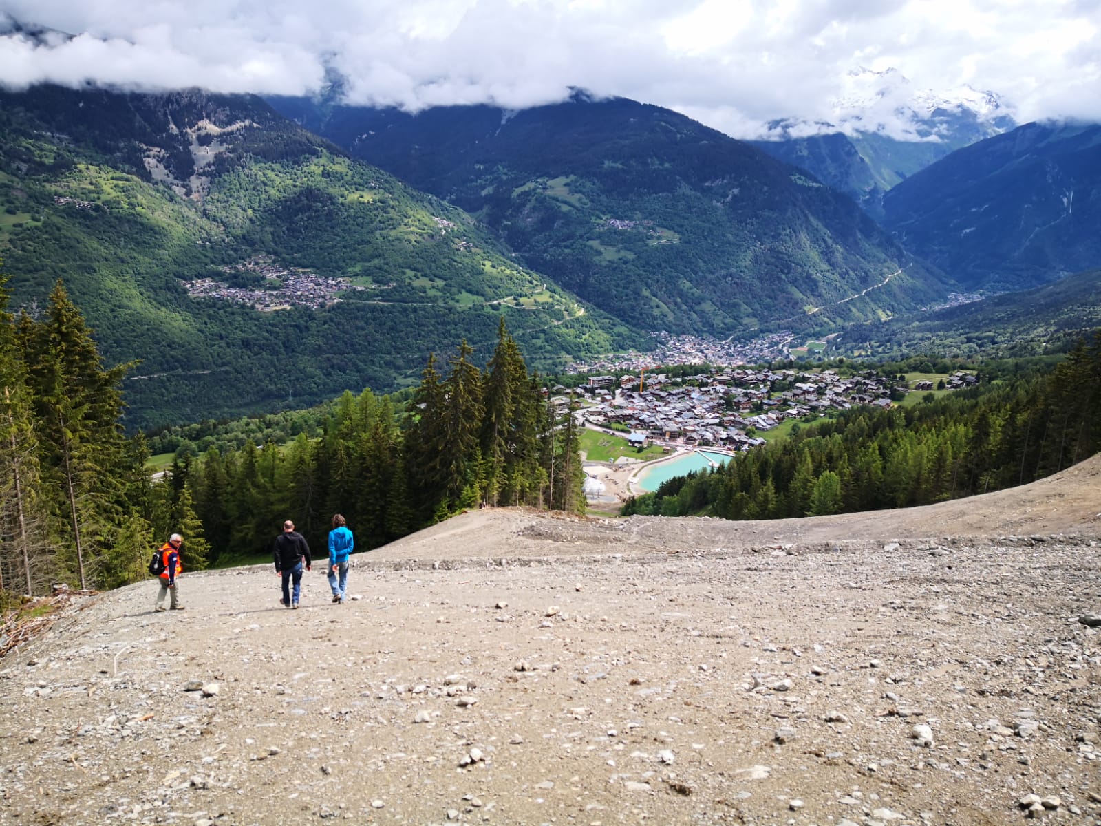 Méribel-Courchevel 2023: Spm allestirà 1.500 metri di reti A - Race ski ...