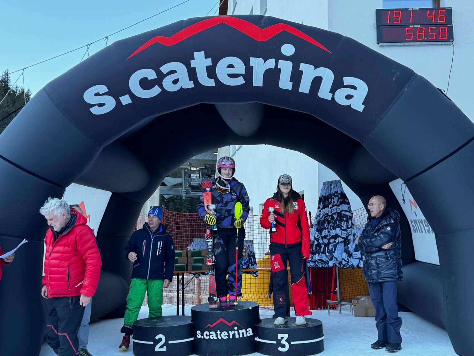 Howeson e Bianchi vincono il primo slalom del Trofeo Prima Neve - Race ...
