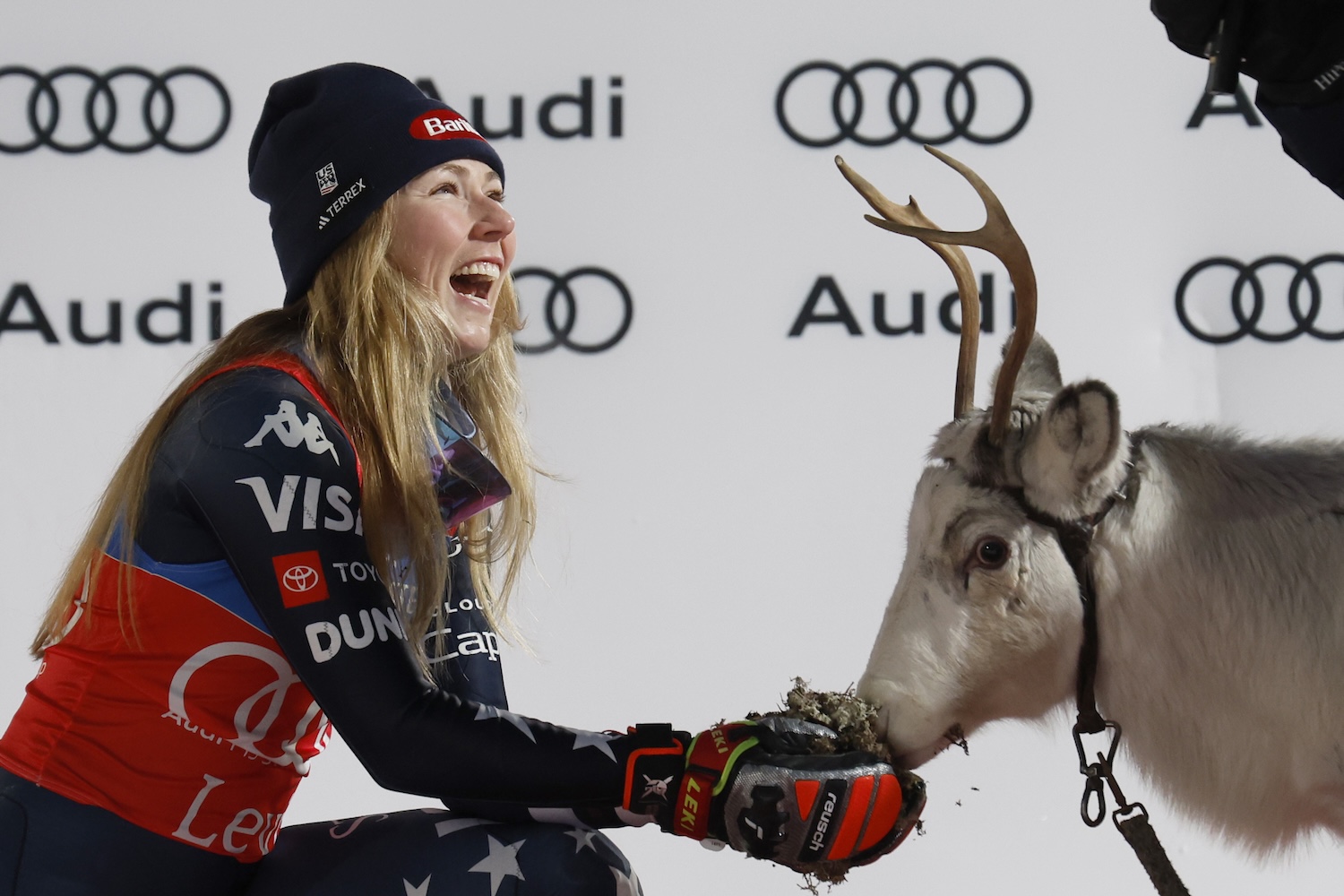 Nona renna per Mikaela Shiffrin a Levi, Lara Colturi è seconda! - Race ...